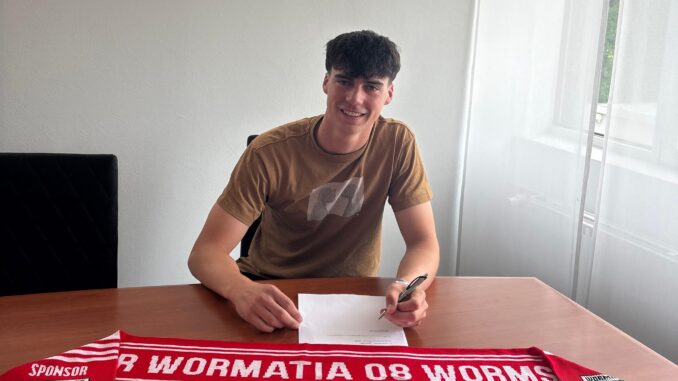 Wormatia verpflichtet Nathan Büker | Wormatia Worms